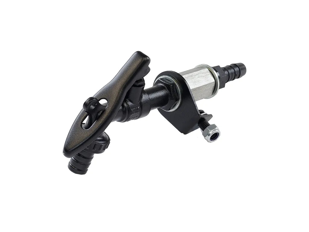 Universal Water Tank Tap — Alpha Accessories (Pty) Ltd